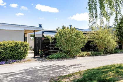 Parhus, radhus och kedjehus till salu i Nacka kommun – Booli